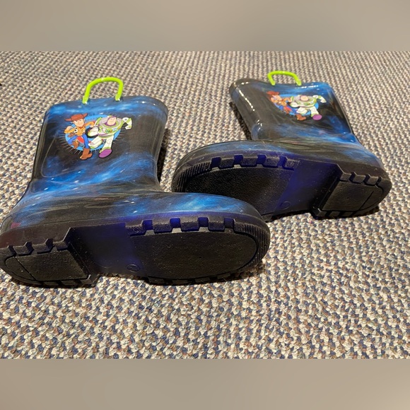Disney | Shoes | Disney Toy Story Rain Boots Little Boys Sz 31 Buzz ...